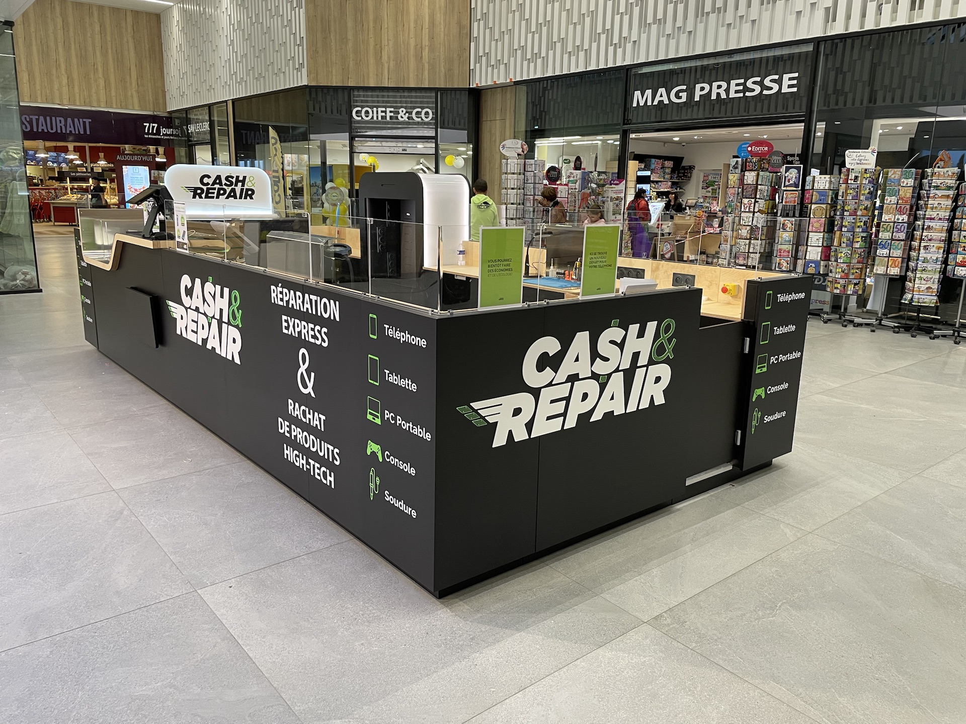 Un Atelier de réparation Cash and Repair à Laval - Cash and Repair